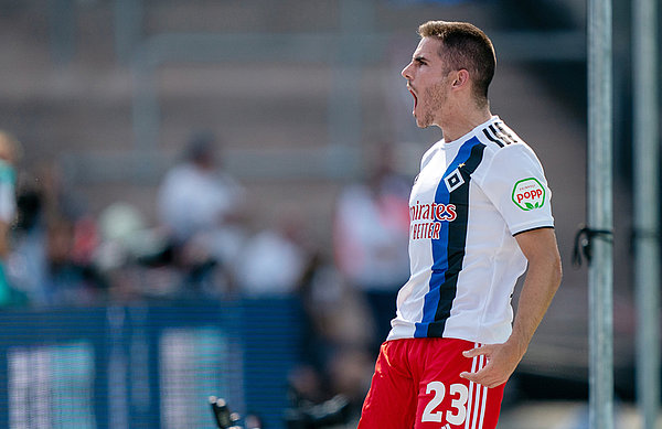 Four-star Hamburg emerge from Karlsruhe with three points | HSV.de