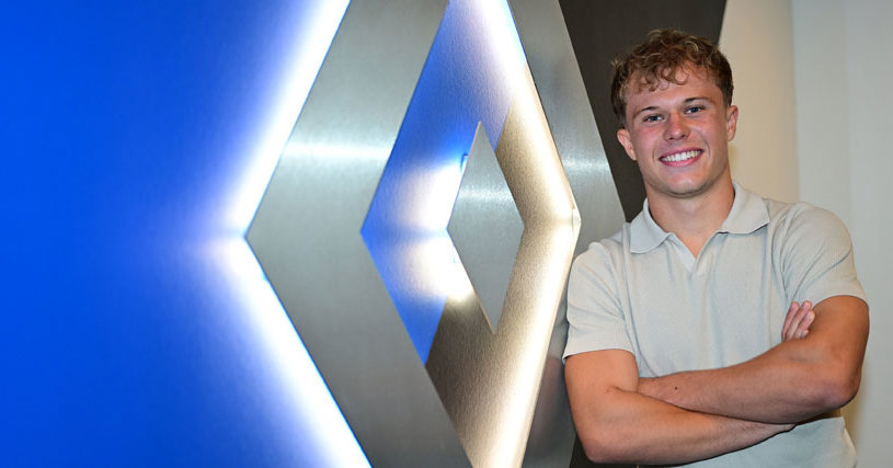 Tom Sanne signs a new contract | HSV.de